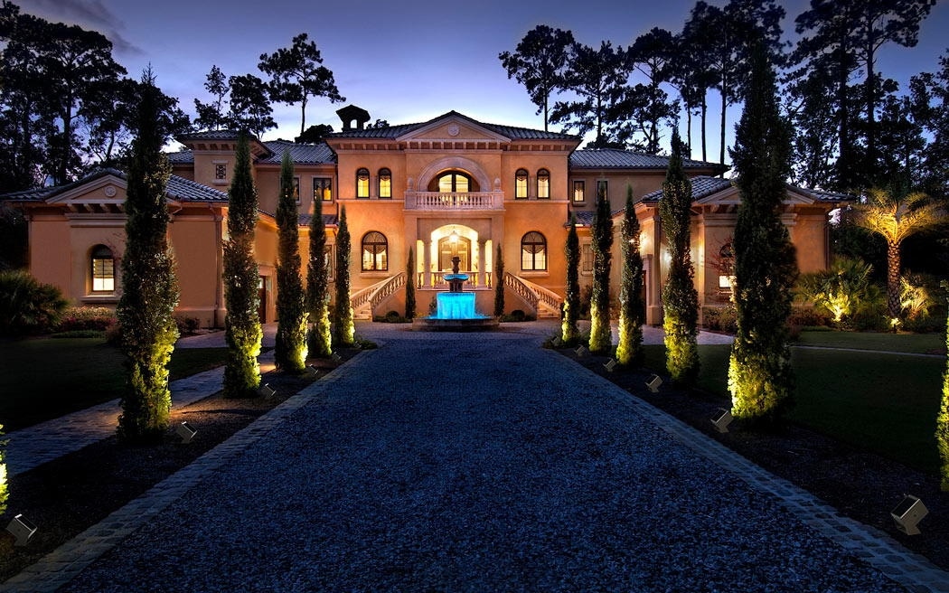The Current Outdoor Lighting Trend Of Luxury Villas In America：4 Smart ...