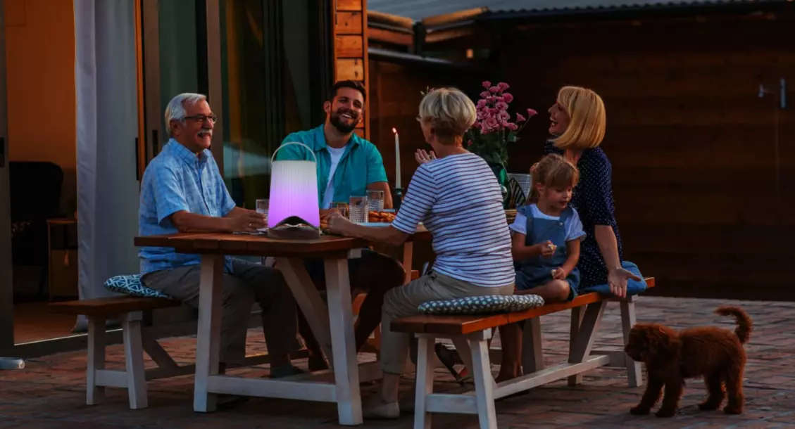 How to Choose the Outdoor Smart Lighting That's Right for You - Sottlot